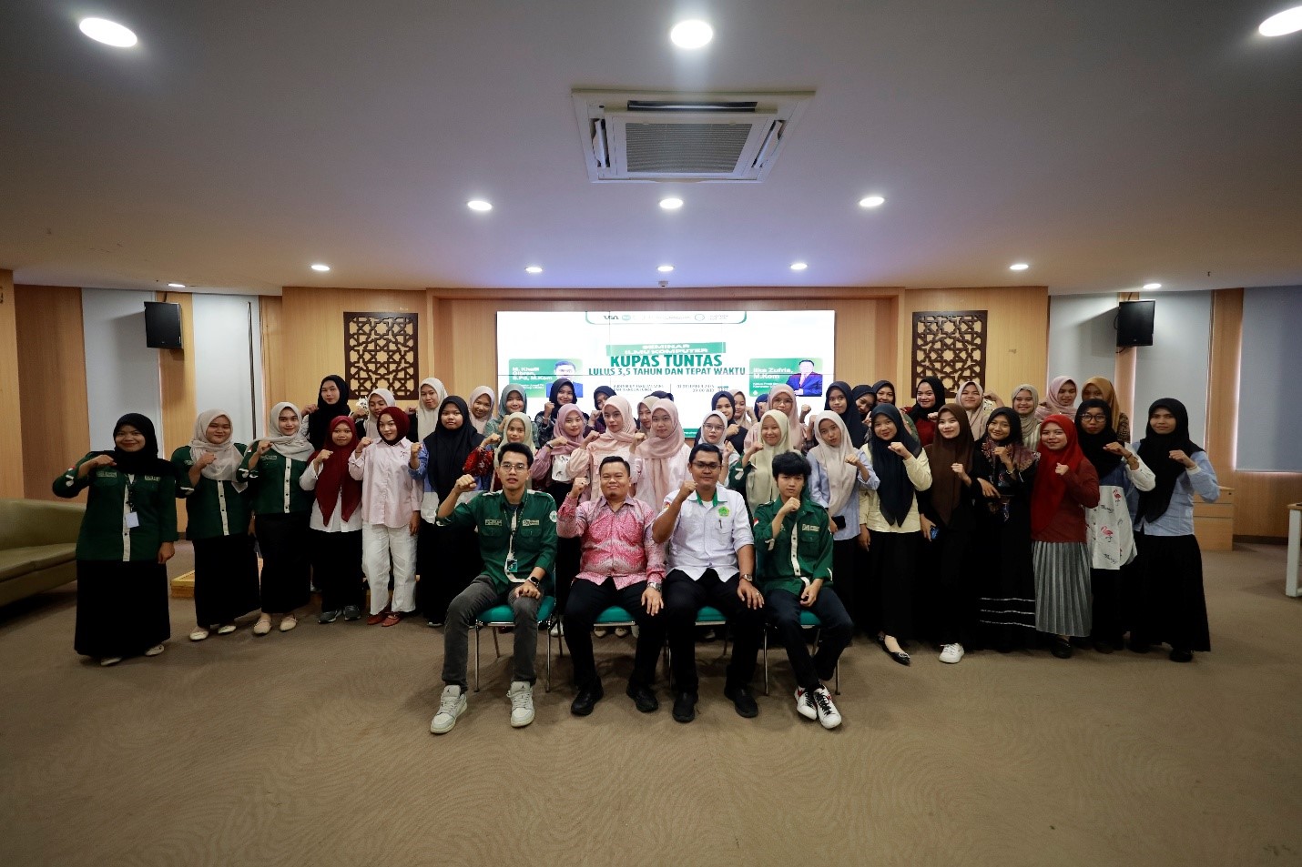 Prodi Ilmu Komputer Bersama HMJ Ilmu Komputer Menggelar Seminar Kupas ...